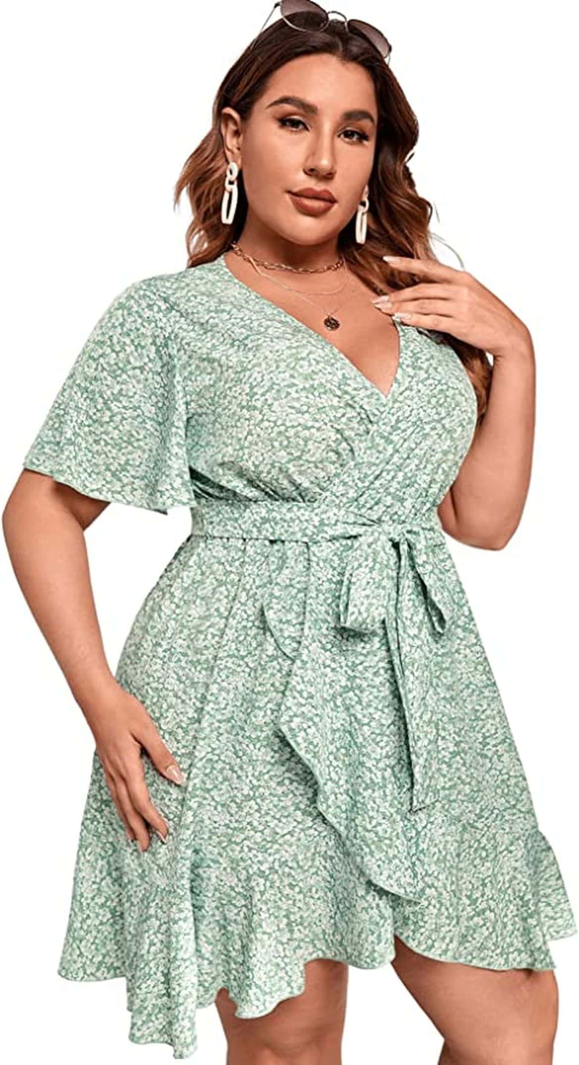 15 Flattering Summer Dresses For A Big Bust And Tummy That You Will Love
