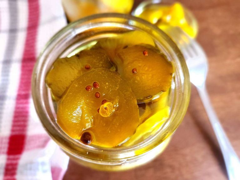 Sweet Turmeric Bread and Butter Pickles Recipe
