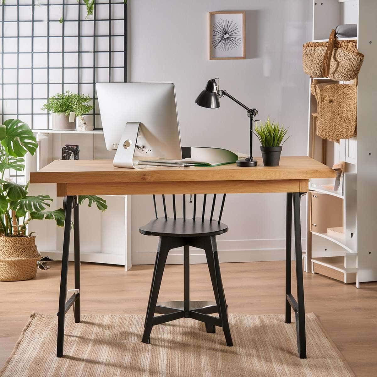 Choosing the Perfect Desk for Your Home Office
